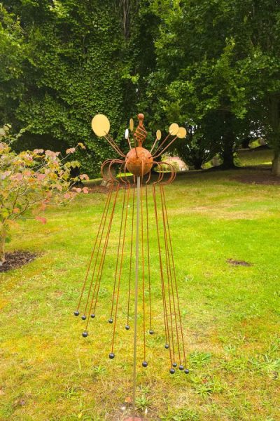 Garden art & sculpture - add year-round atmosphere and interest to your ...